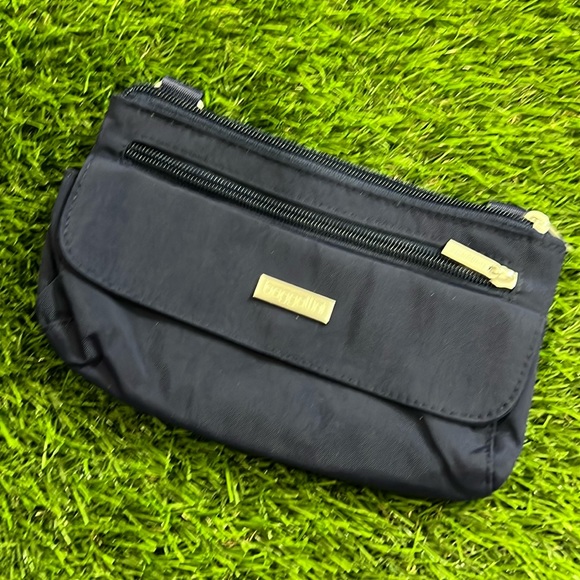Baggallini | Bags | Baggalini Attachable Belt Or Strap Bagwallet | Poshmark